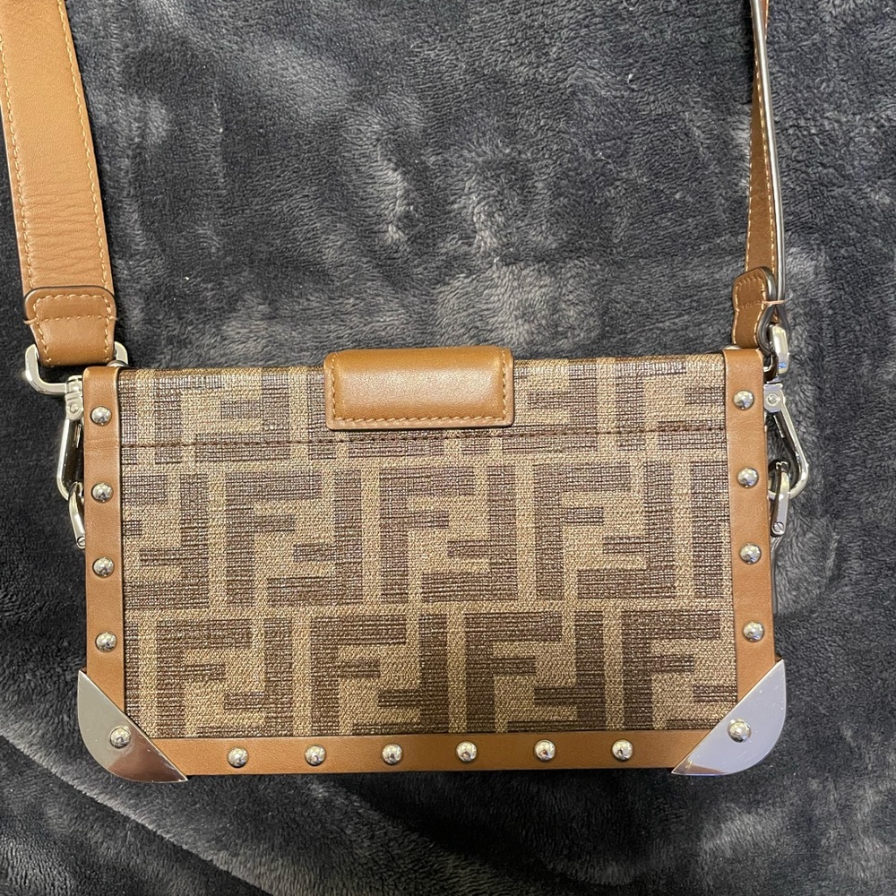 Fendi Baguette Trunk Mini - Gem